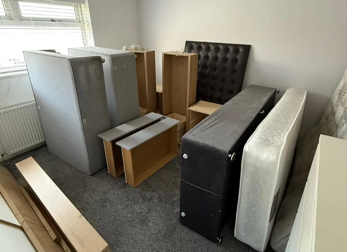 House Clearance Guide: Decluttering and Clearing Your Home - WasteXpress